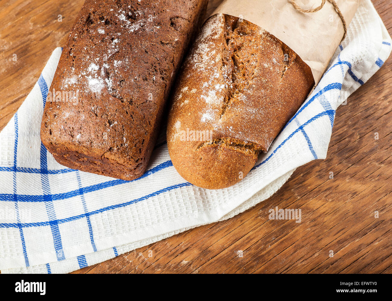 Two loaves of bread hi-res stock photography and images - Alamy