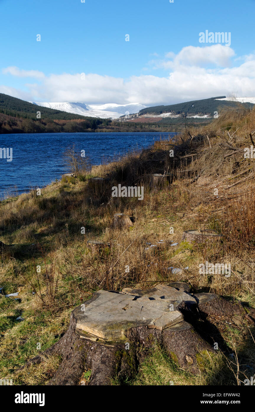 Pentwyn Reservoir and the Brecon Beacons, Brecon Beacons National Park ...