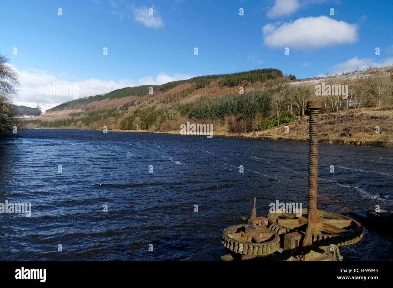 Valve gear hi-res stock photography and images - Alamy