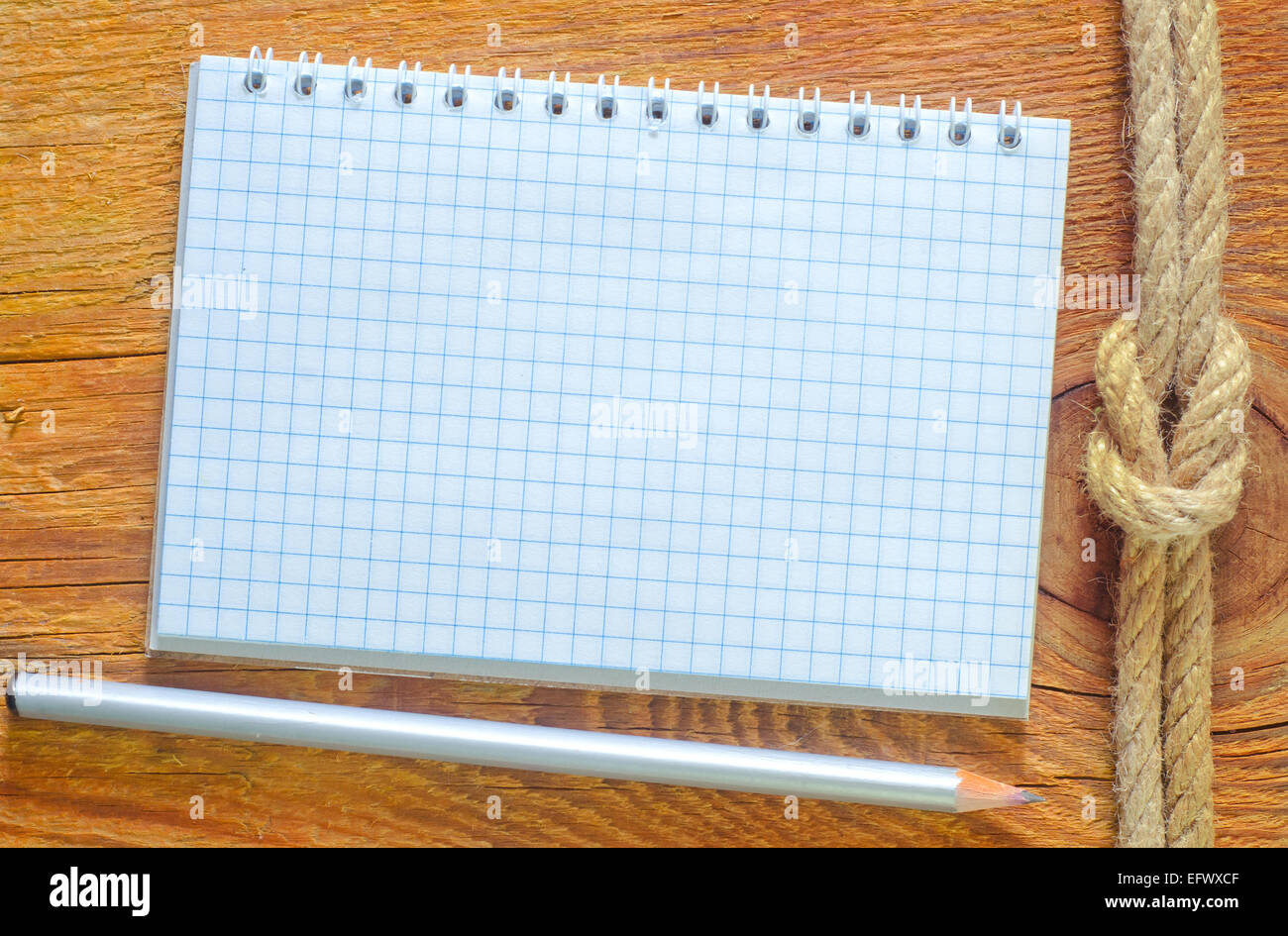 note and pencil Stock Photo - Alamy