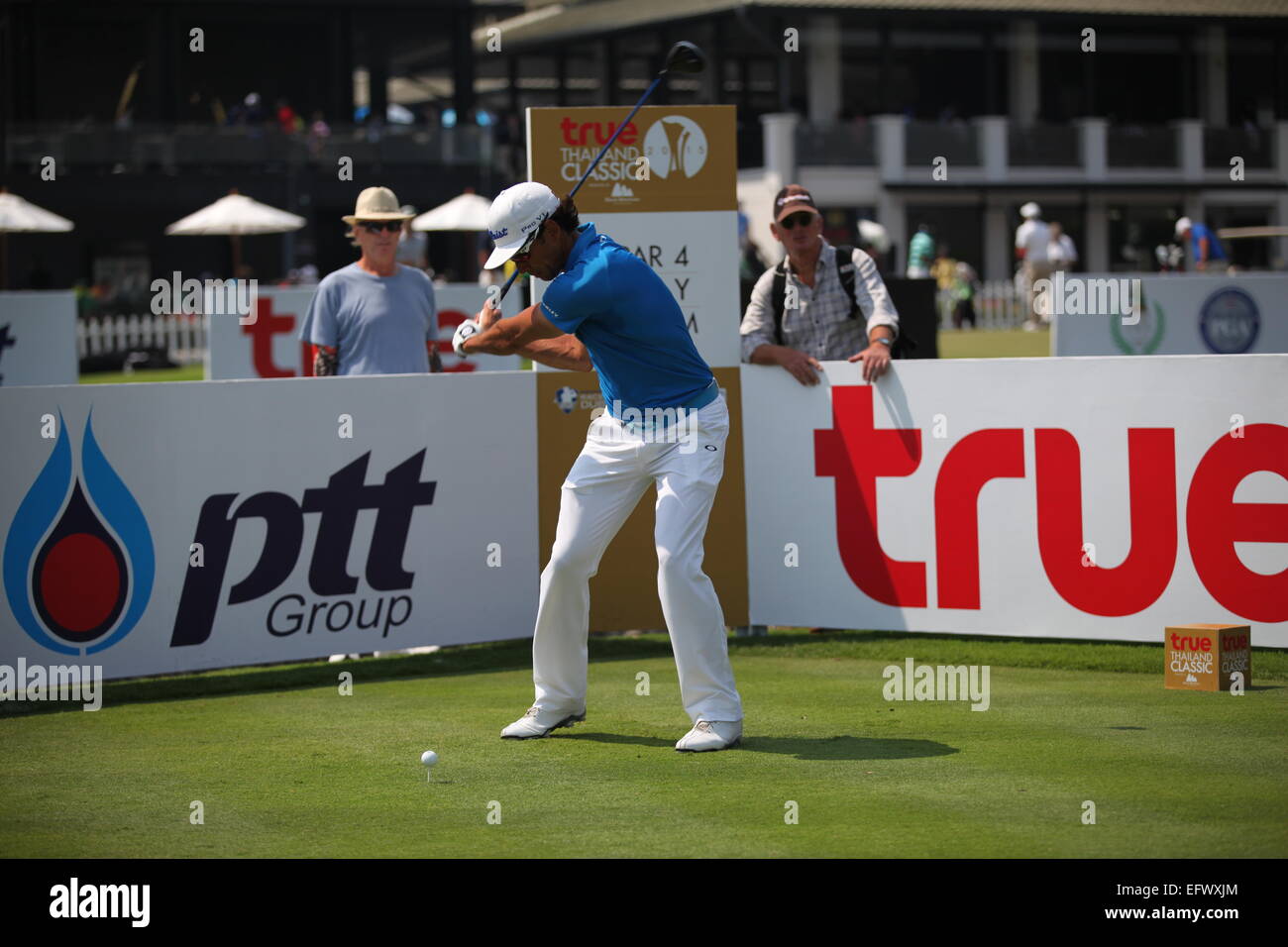 Classic golf swing hi-res stock photography and images - Alamy
