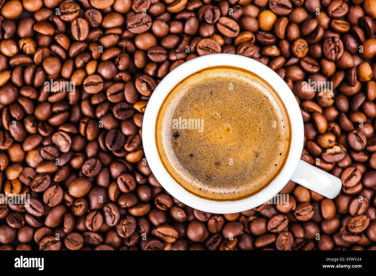 Brown background coffee grains hi-res stock photography and images - Alamy
