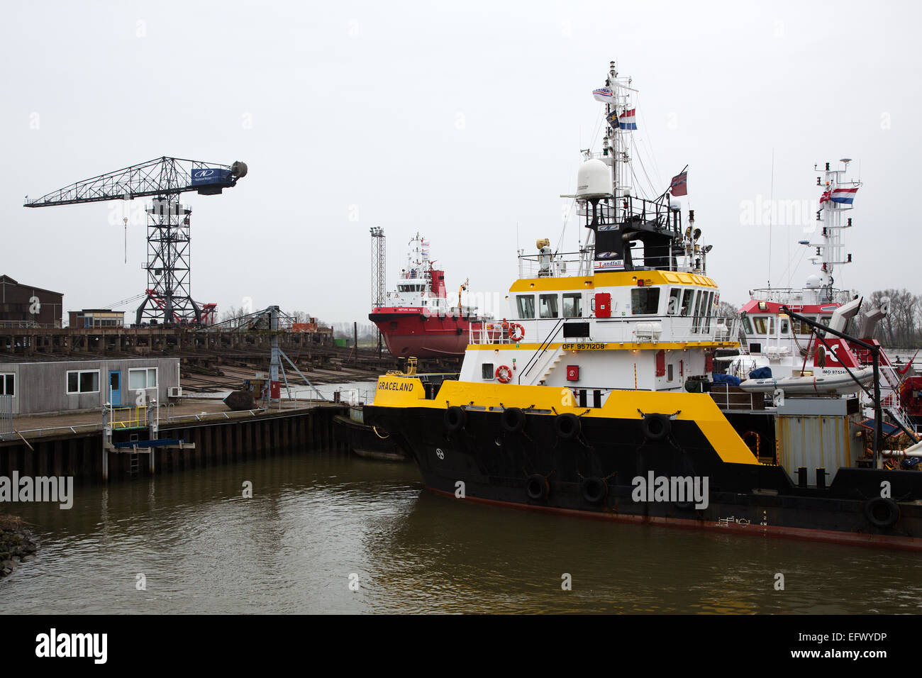 Dutch tugboats hi-res stock photography and images - Alamy