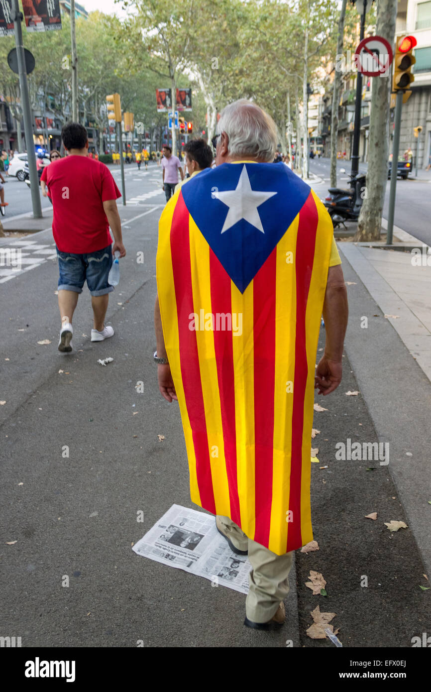 BARCELONA, SPAIN - SEPT. 11: Mature man manifesting independence on the ...
