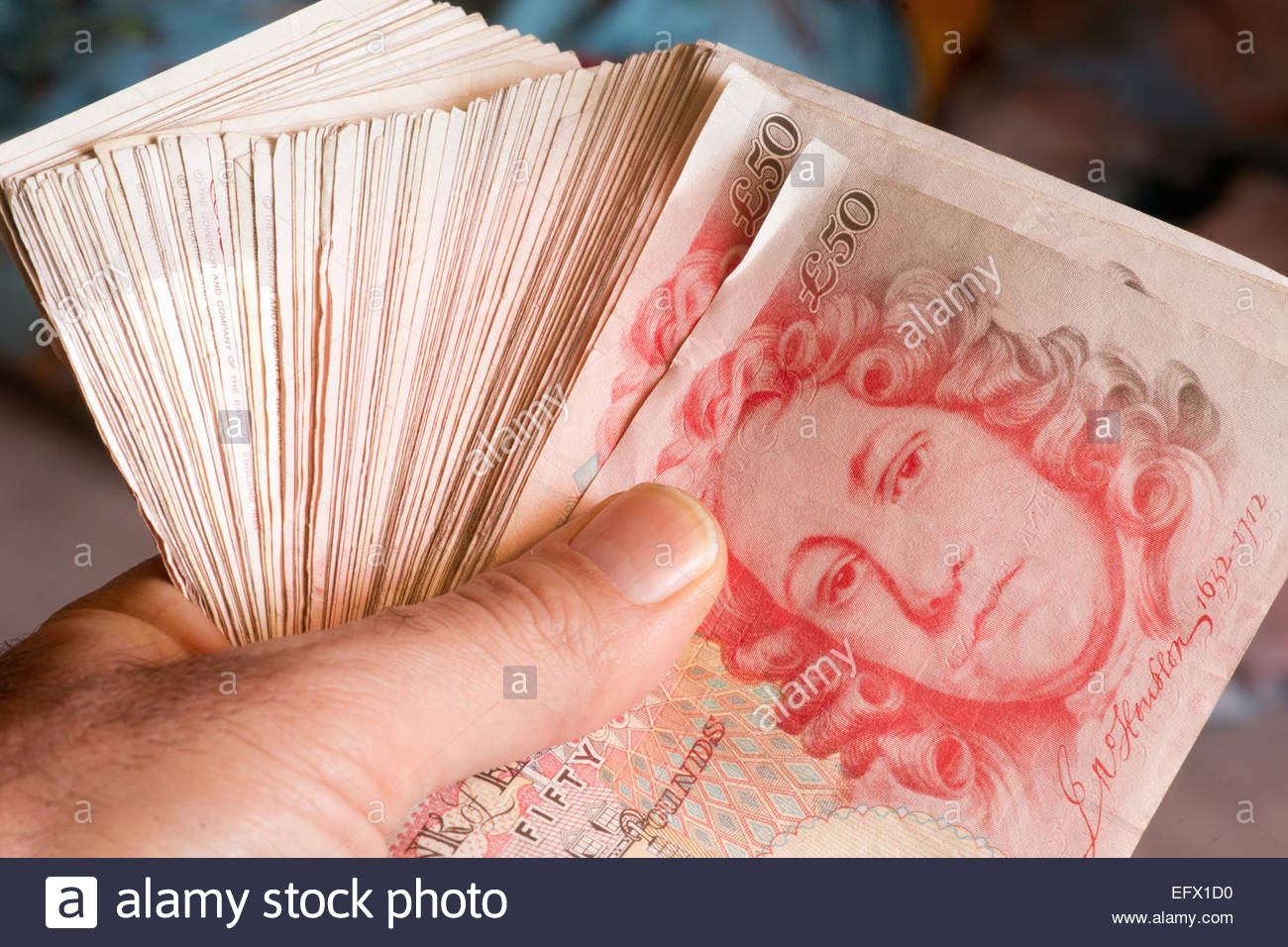 Hands Exchange Money Uk Stock Photos & Hands Exchange Money Uk Stock ...