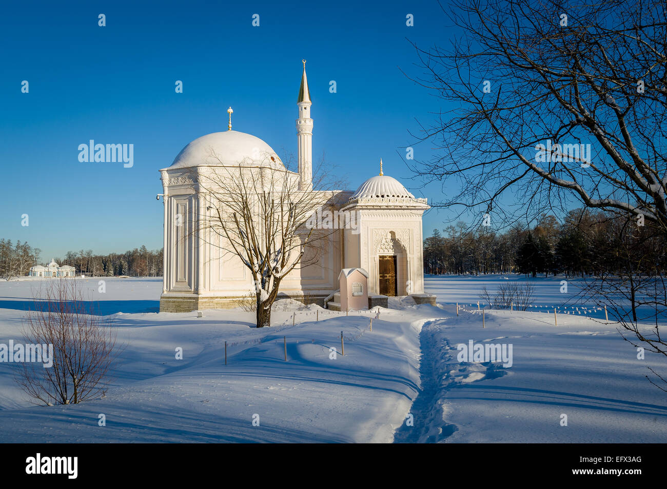 Mosque at winter Stock Photo - Alamy