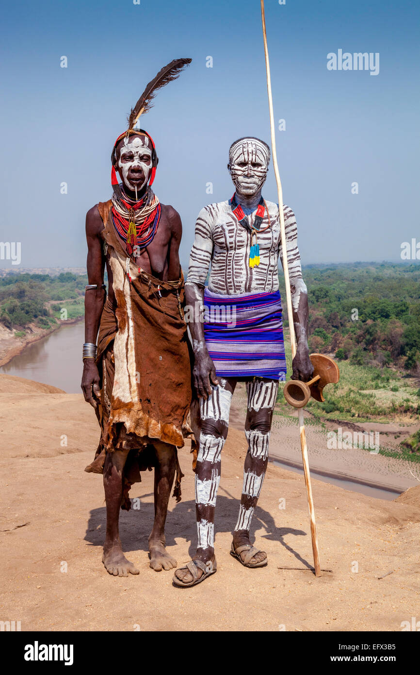 Karo tribe hi-res stock photography and images - Alamy