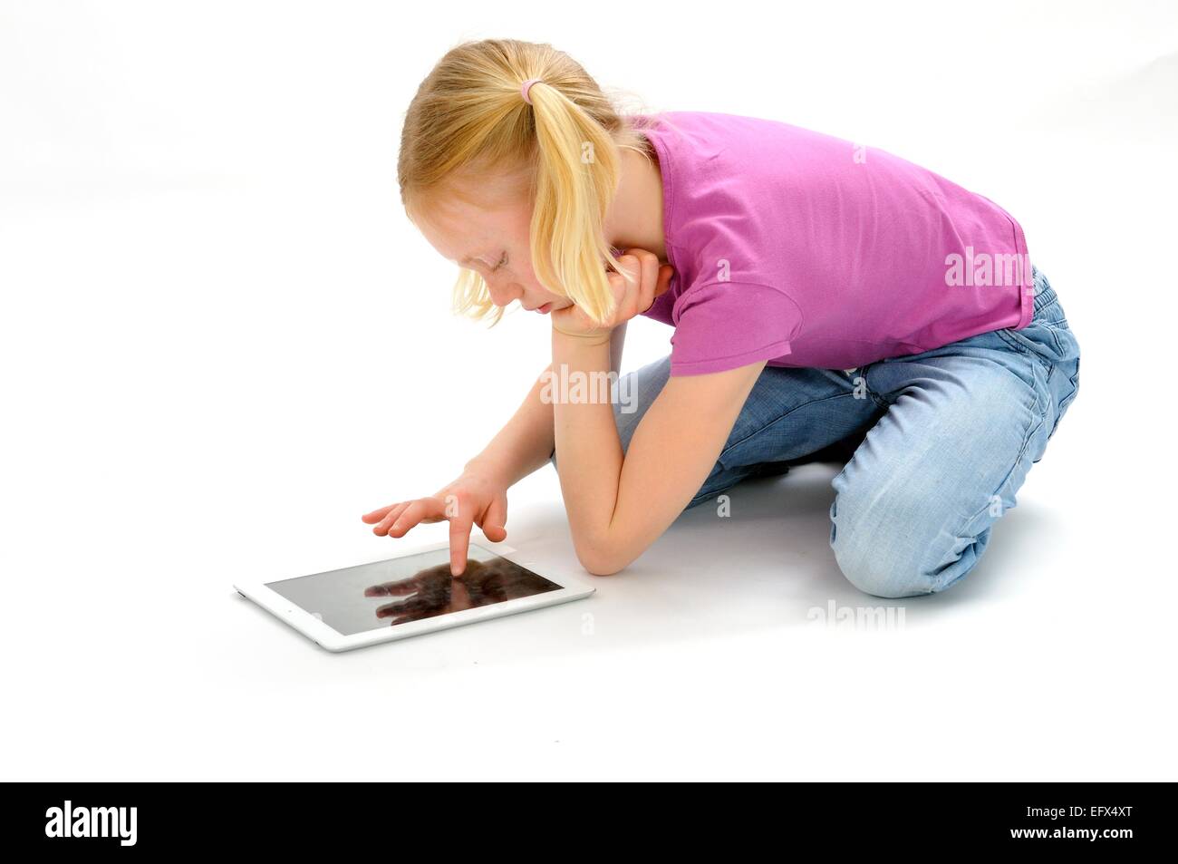 School girl working computer hi-res stock photography and images - Alamy