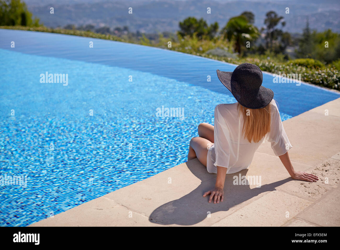 Woman holiday french riviera hi-res stock photography and images - Alamy