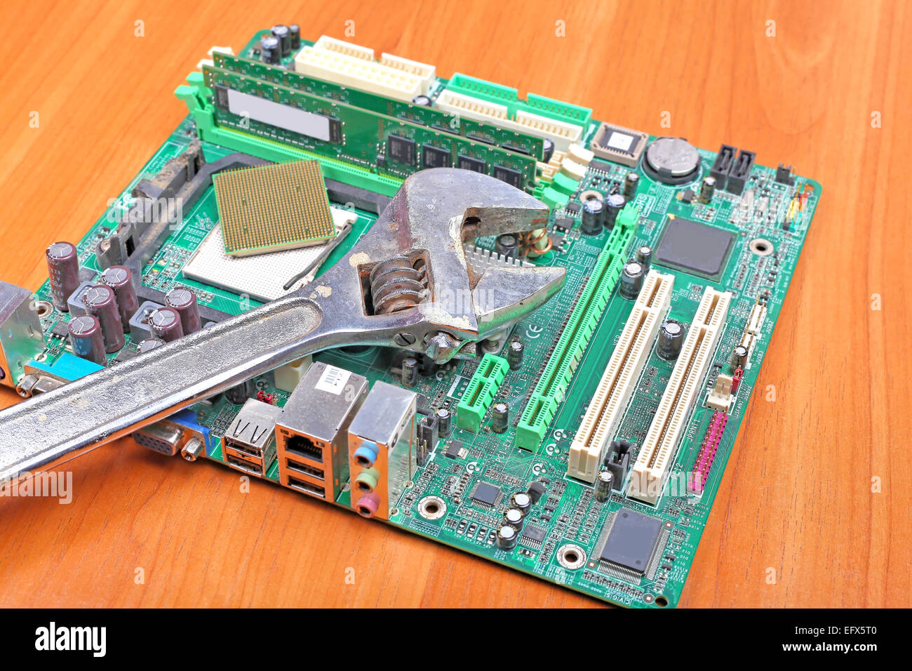 Computer assembly line hi-res stock photography and images - Alamy