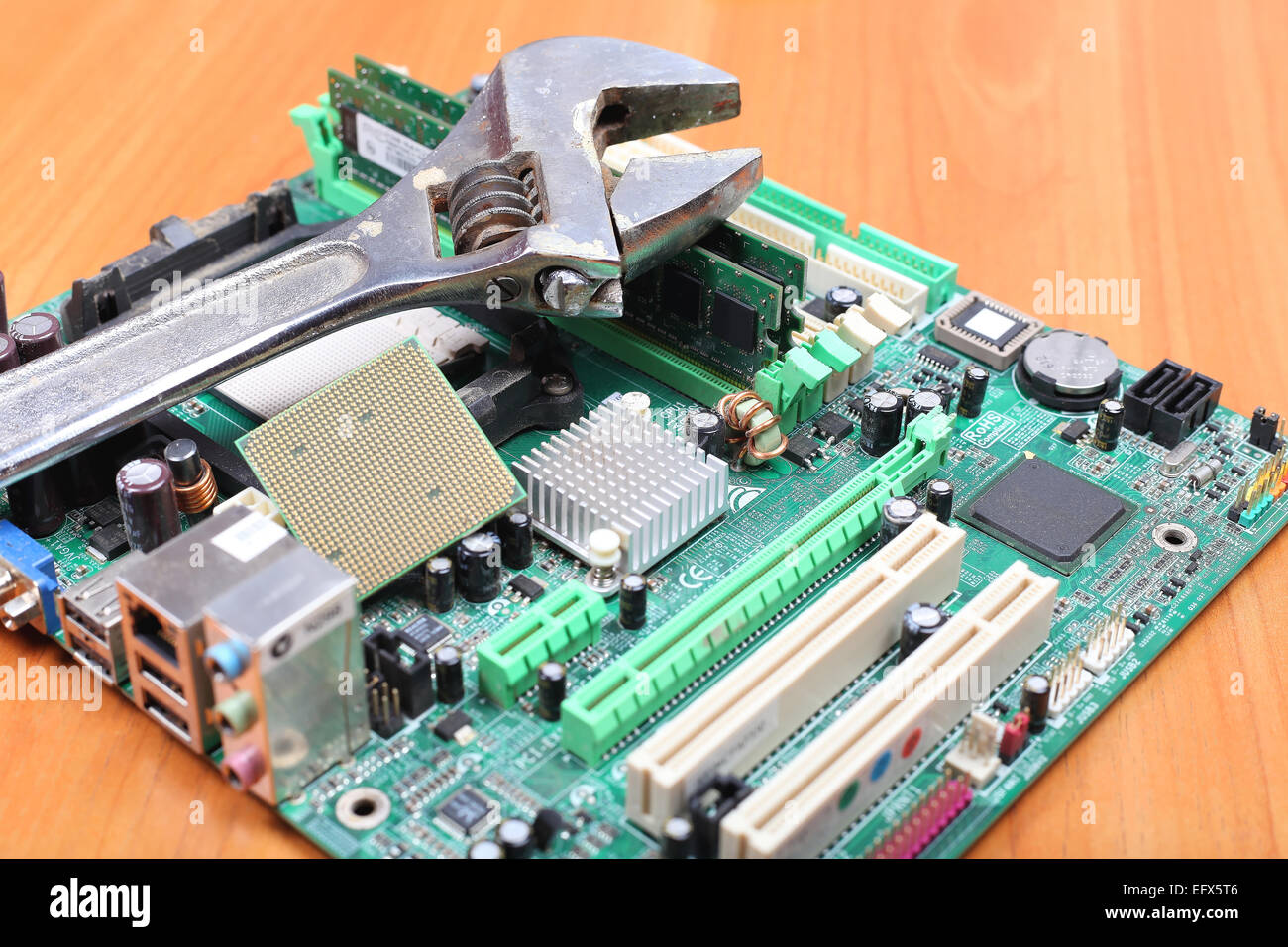 Computer assembly line hi-res stock photography and images - Alamy