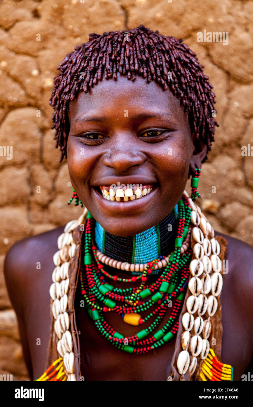 Native hairstyle young hi-res stock photography and images - Alamy