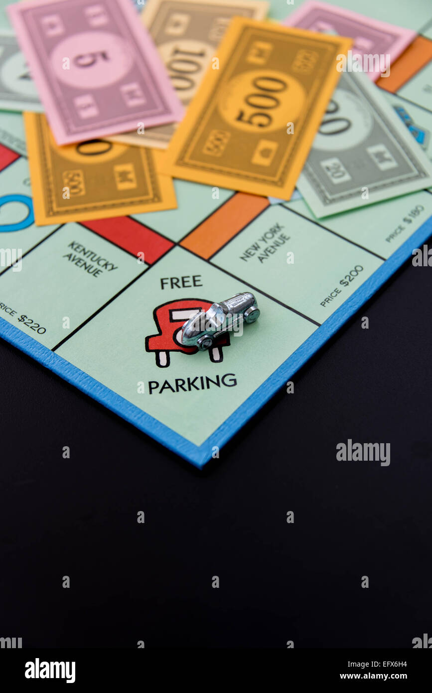 Free parking on monopoly board hi-res stock photography and images - Alamy