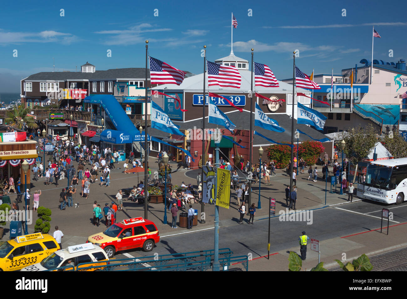 PIER 39 SHOPPING MALL SAN FRANCISCO CALIFORNIA USA Stock Photo - Alamy