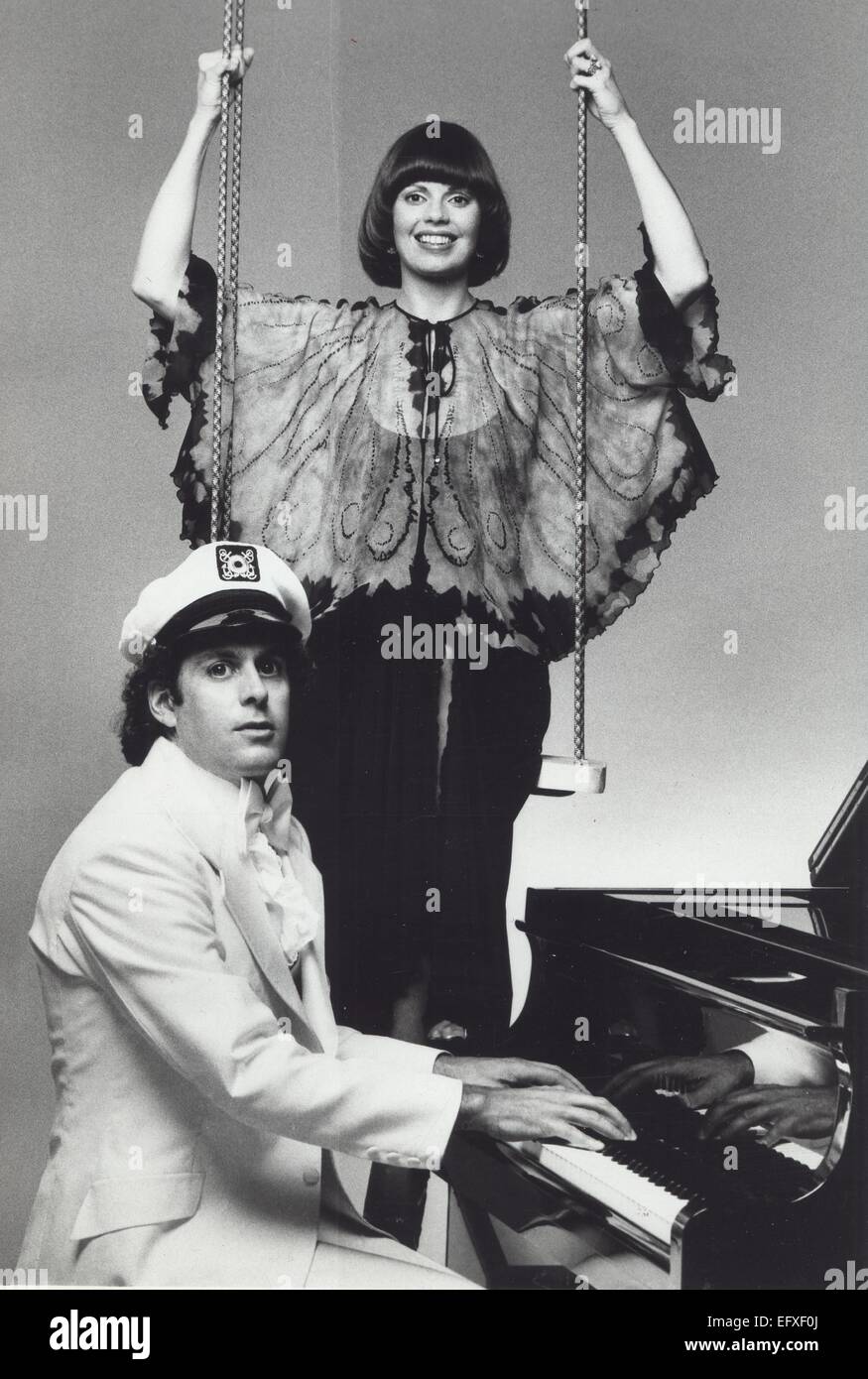 Toni tennille hi-res stock photography and images - Alamy