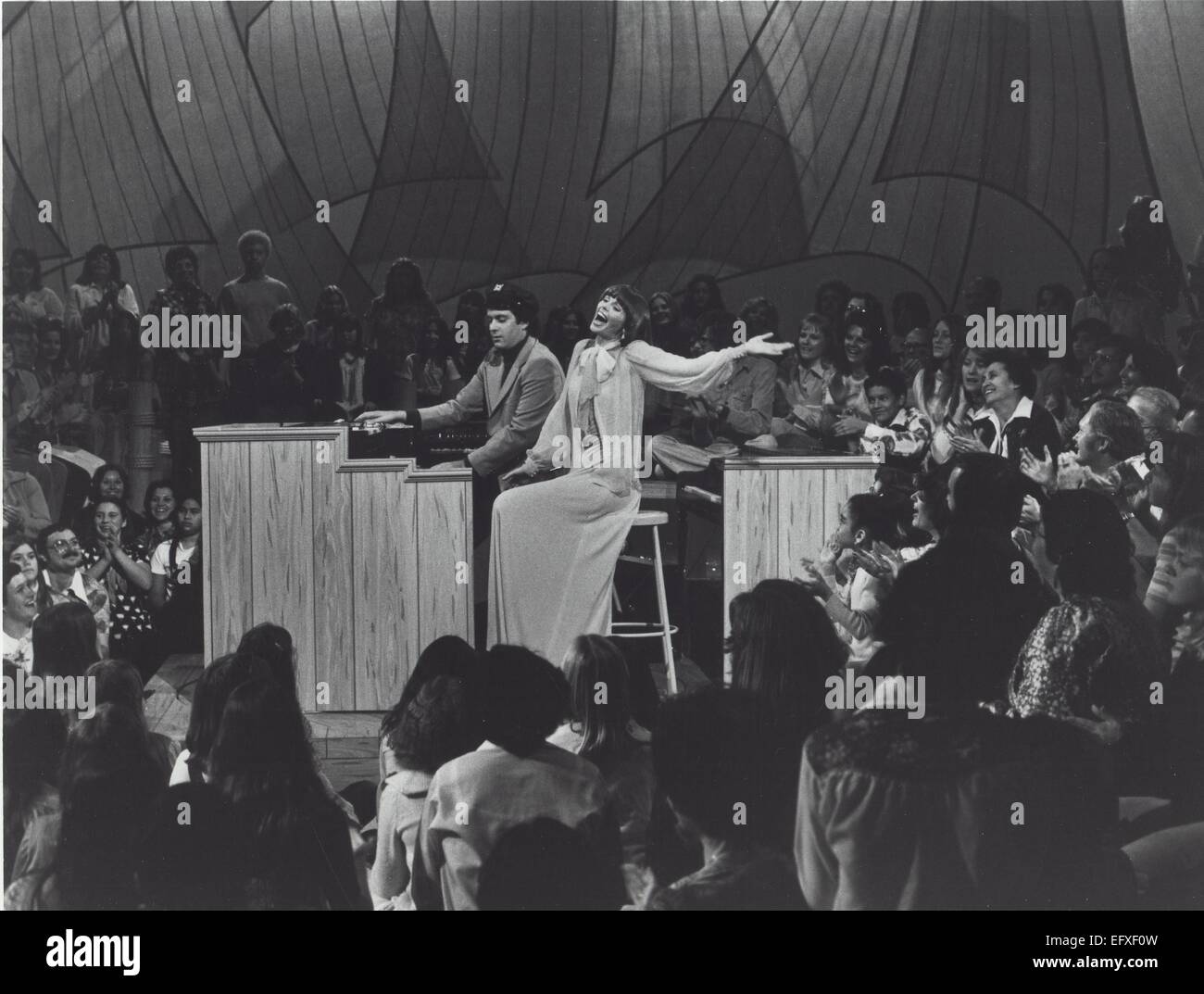 CAPTAIN AND TENNILLE.Daryl Dragon and Toni Tennille.Supplied by Photos ...