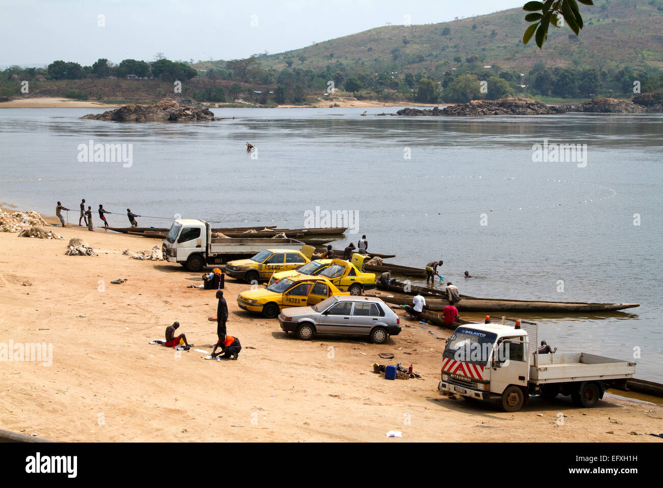Fleuve congo river hi-res stock photography and images - Alamy
