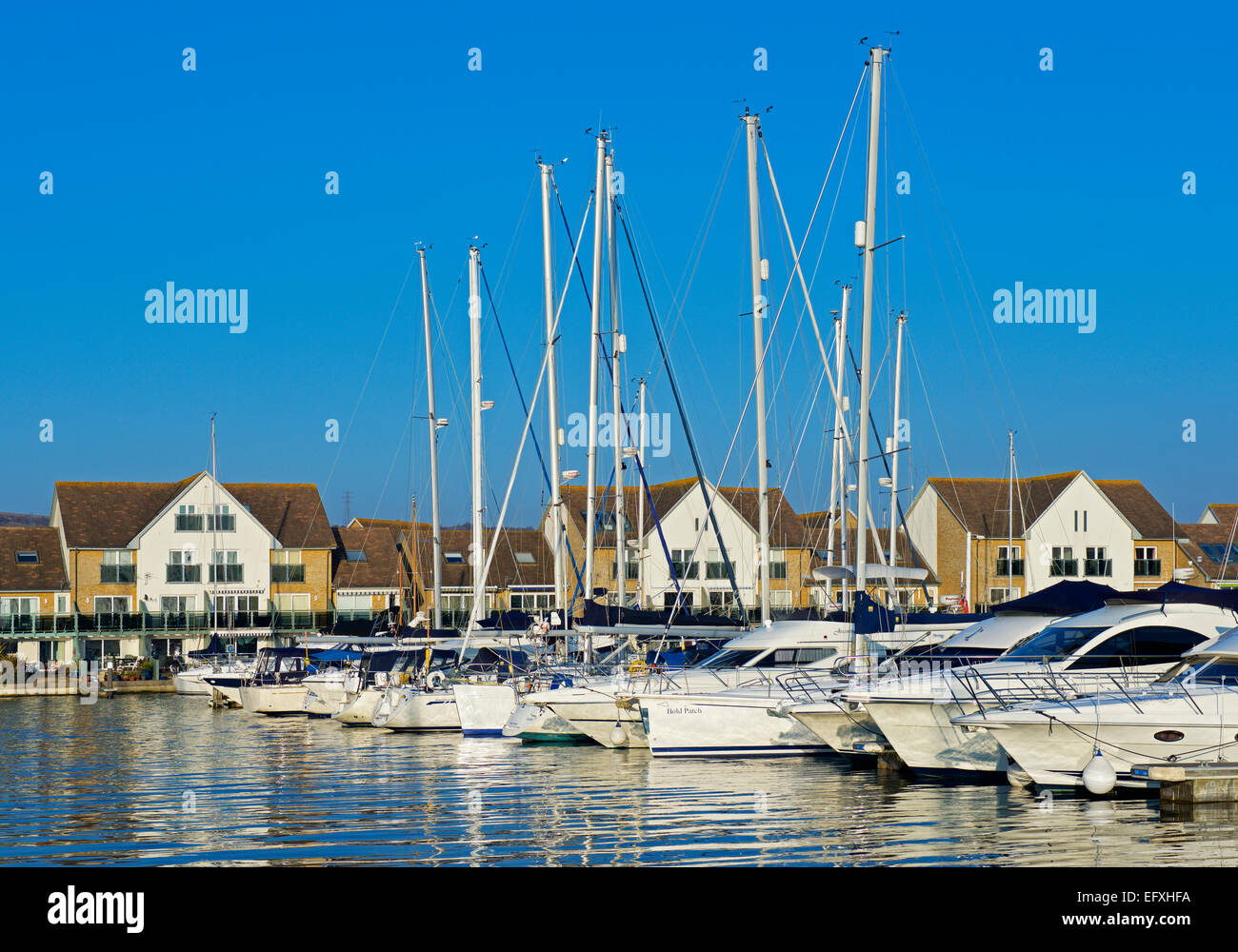 Hampshire port uk hi-res stock photography and images - Alamy
