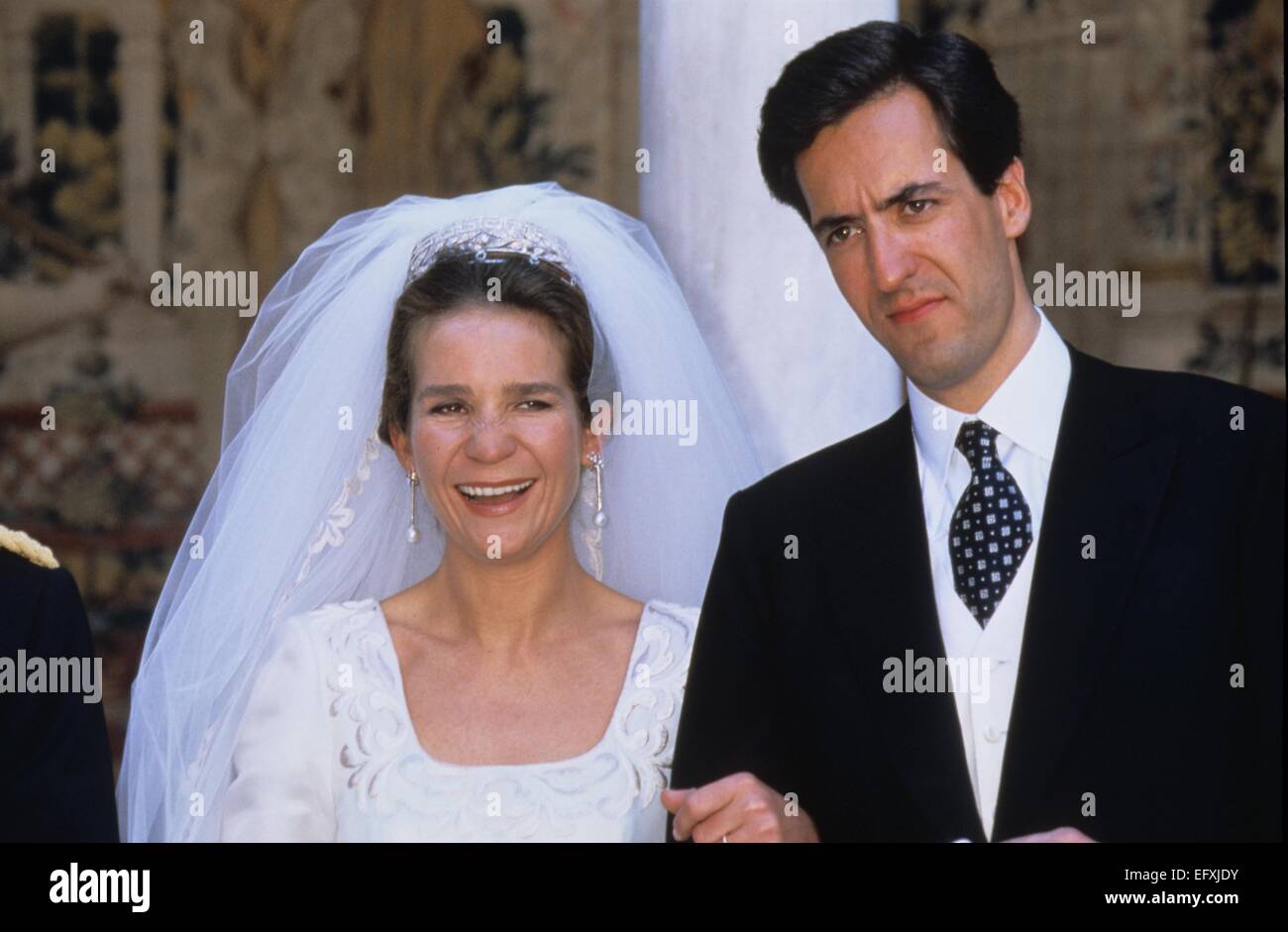 Infanta elena duchess of lugo wedding | Beachweddingtips.com