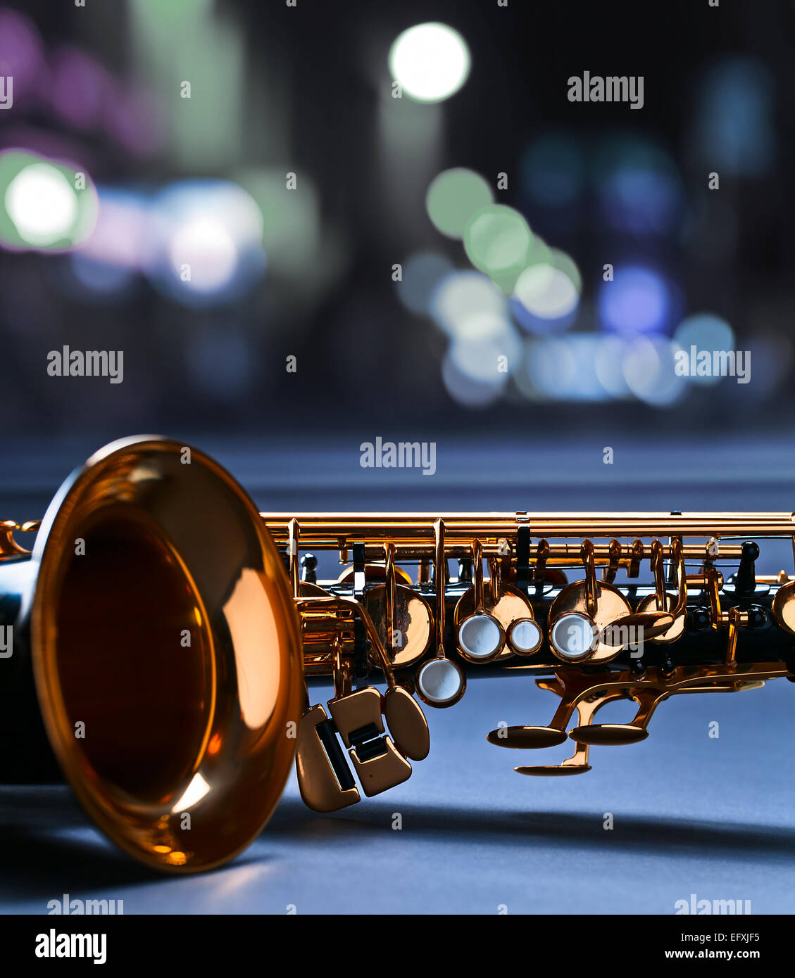 Gold music club hi-res stock photography and images - Alamy