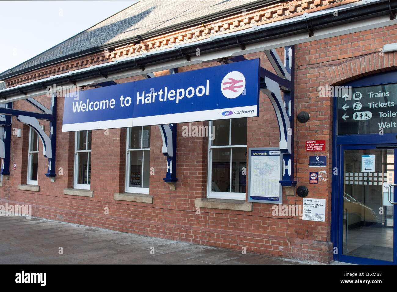 The entrance to Hartlepool Train Station Stock Photo - Alamy