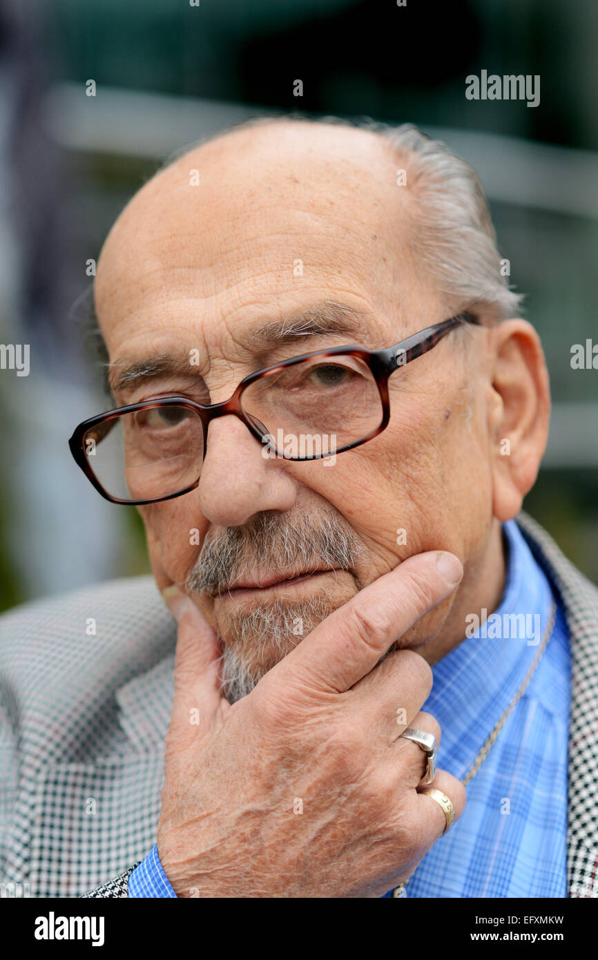 Holocaust survivor Harry Bibring Stock Photo - Alamy