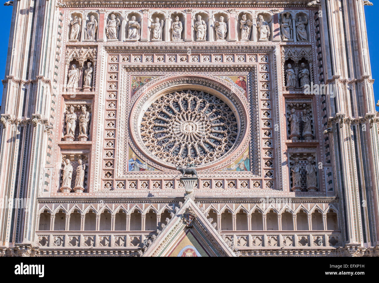 Detail facade marble chapel hi-res stock photography and images - Alamy