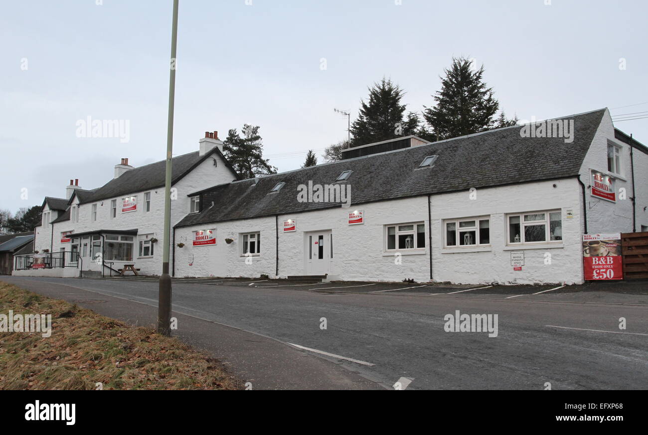 Red brolly inn ballinluig hi-res stock photography and images - Alamy