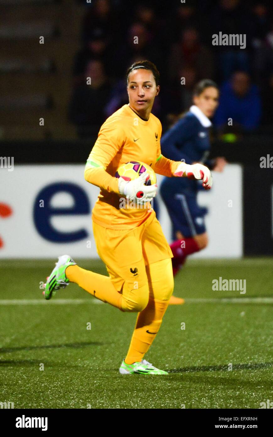 Sarah BOUHADDI - 08.02.2015 - Football feminin - France/Etats Unis ...