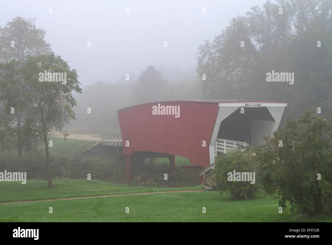 Madison County, Iowa: Cedar Covered Bridge (1883) near Winterset, in ...