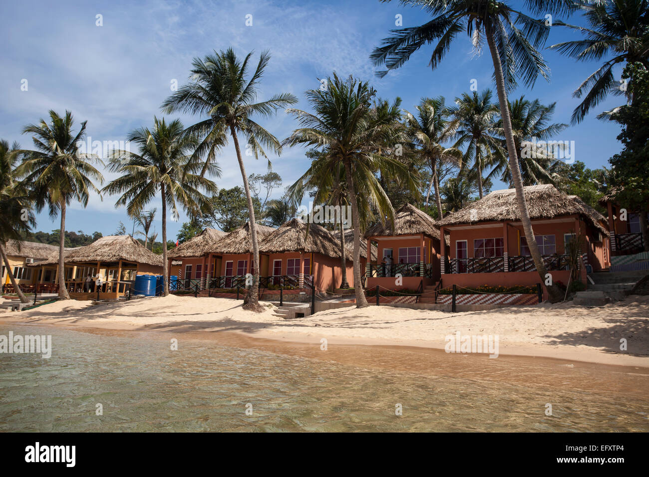 Small resort complex at beach hi-res stock photography and images - Alamy