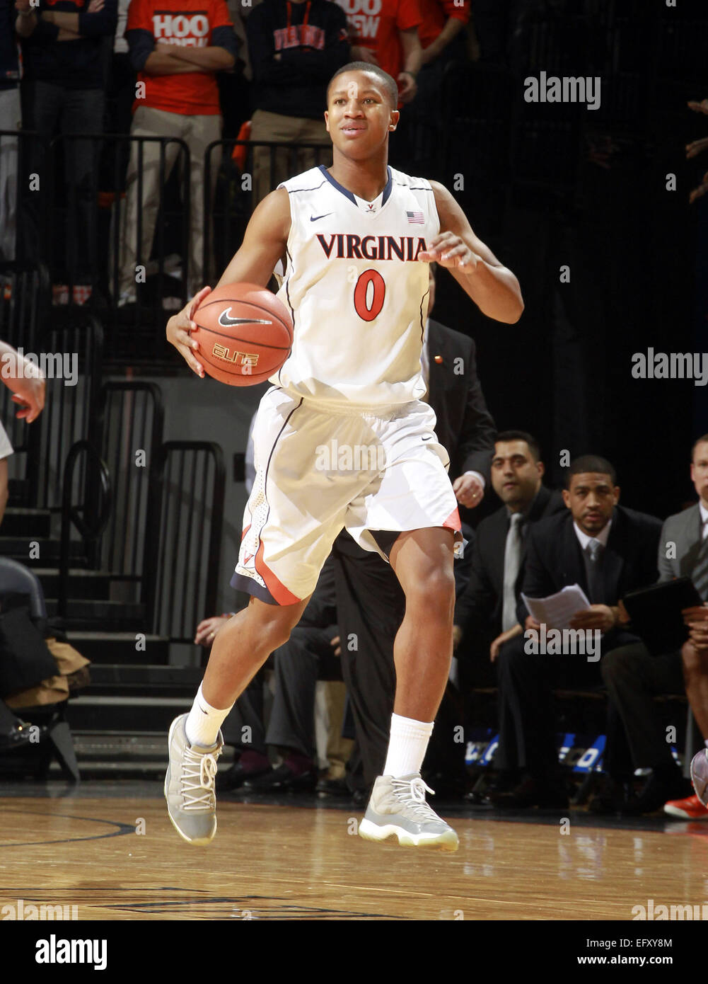 Charlottesville, Virginia, USA. 13th Jan, 2015. Virginia guard Devon ...