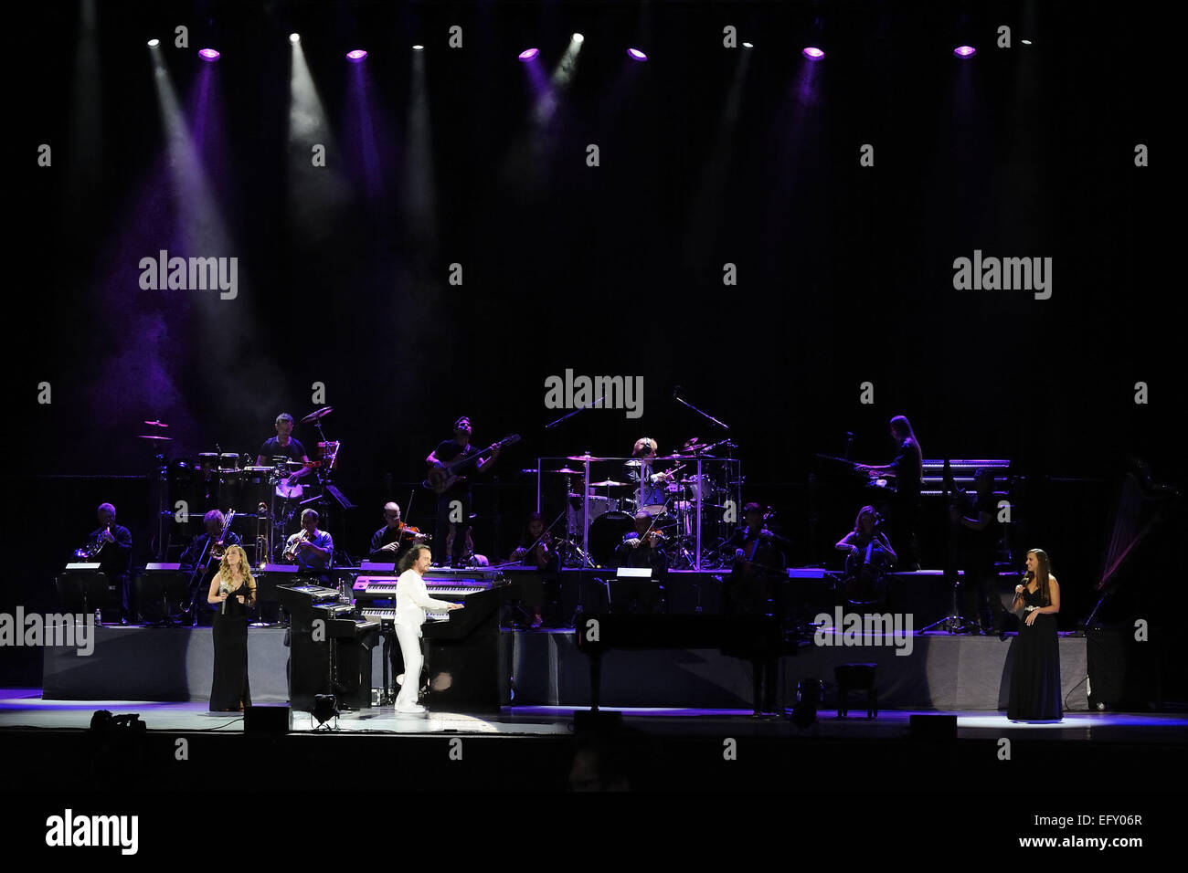 Yanni performs live at the Molson Canadian Amphitheatre Featuring ...