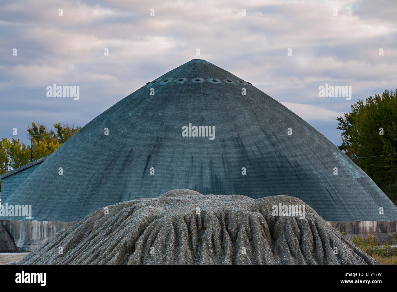 Rock salt storage dome hi-res stock photography and images - Alamy