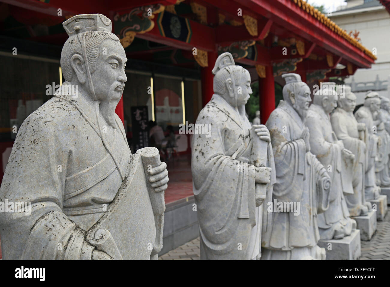 Chinese Sage Statues - Nagasaki, Japan - 2014 Stock Photo - Alamy