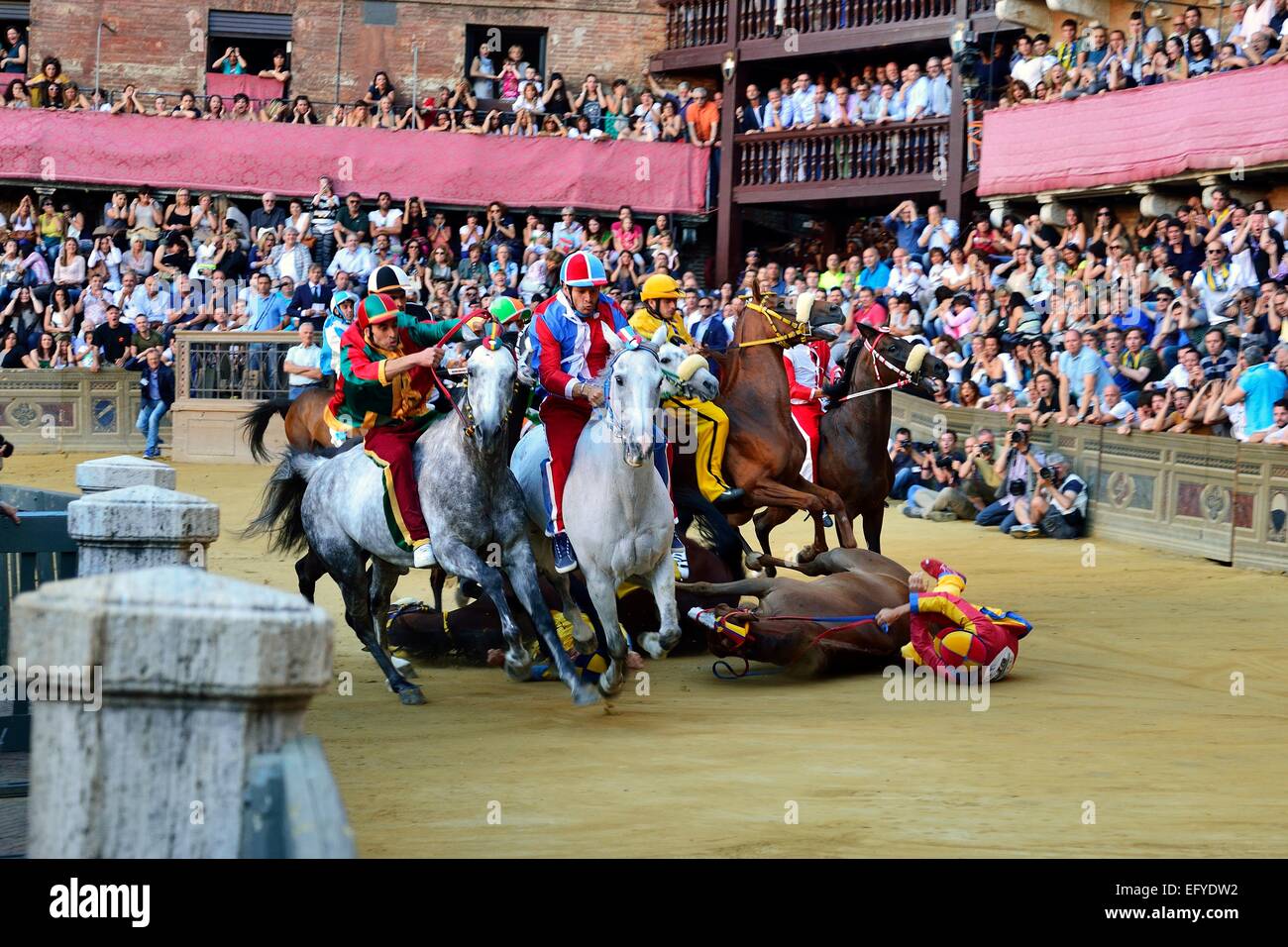 Horse riding accident hi-res stock photography and images - Alamy