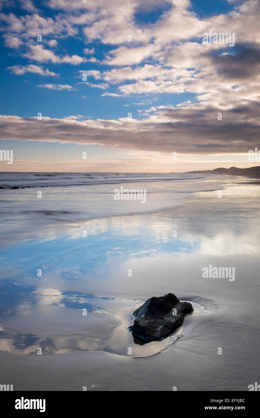 Cheswick sands hi-res stock photography and images - Alamy
