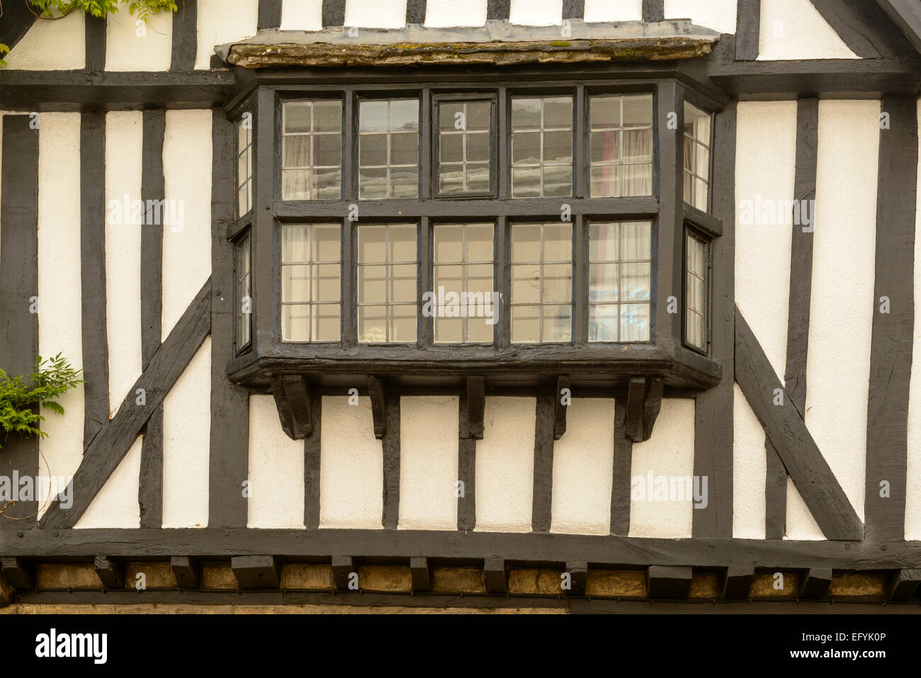 Bow window hi-res stock photography and images - Alamy