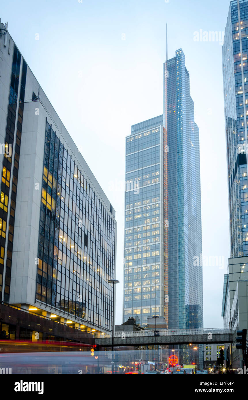 Heron Tower (110 Bishopsgate) in the City of London designed by Kohn ...