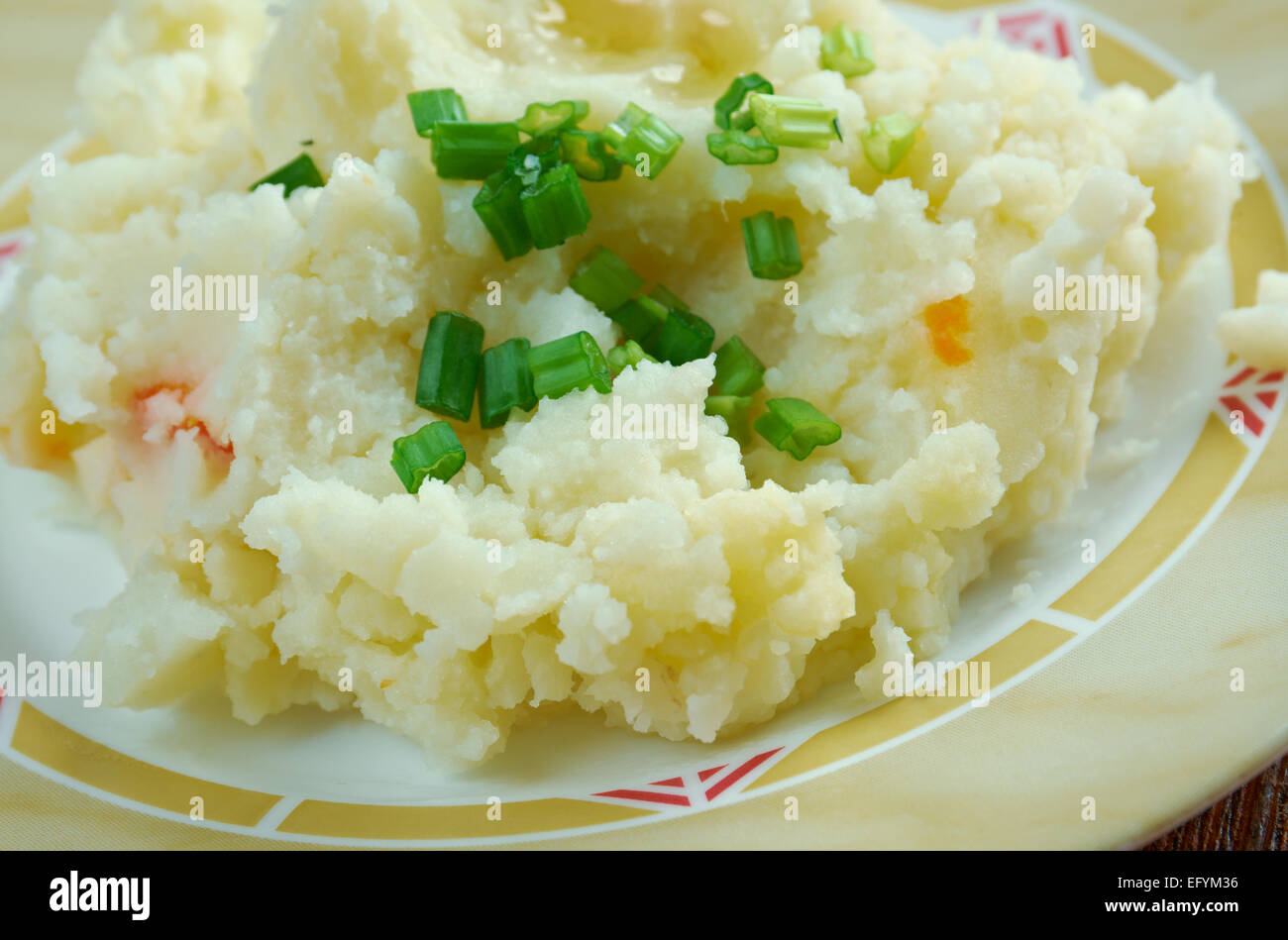 Champ - Irish dish.mashed potatoes and chopped spring onions with ...