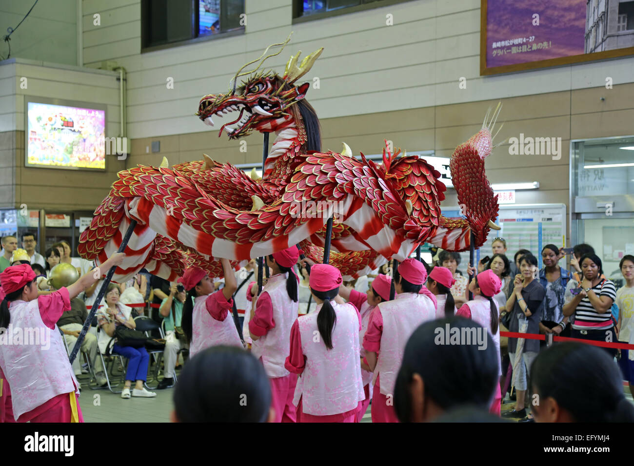 Japanese high school girls performing a Chinese Dragon Dance ceremony ...