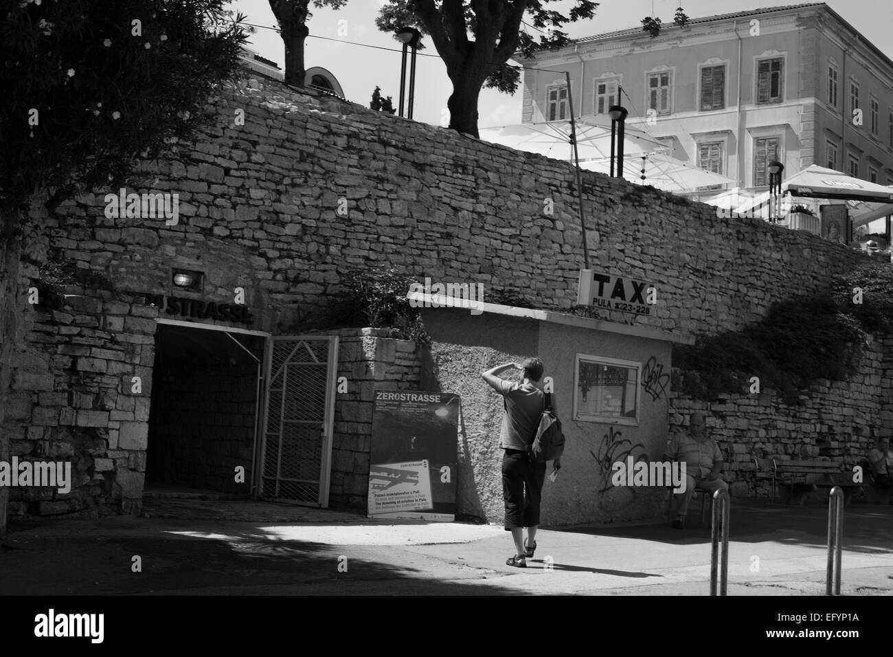 Apple company Black and White Stock Photos & Images - Alamy