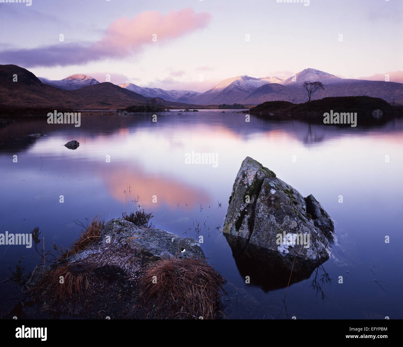 Lochan na h'Achlaise and the Blackmount, Rannoch Moor Lochaber ...