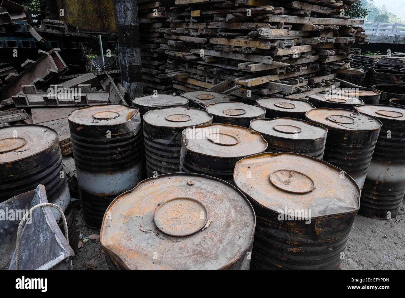 Oil price slump - empty barrels of oil Stock Photo - Alamy