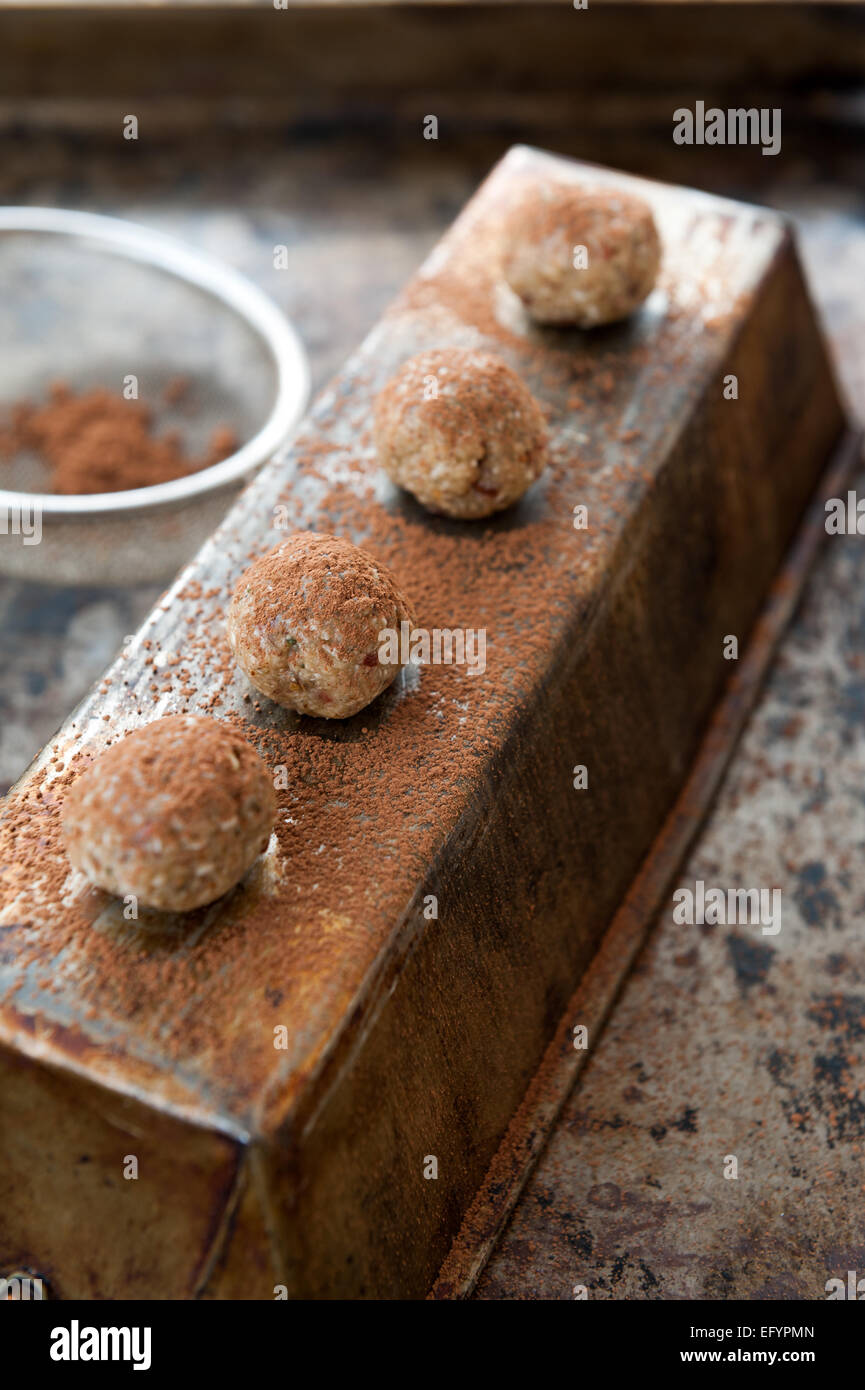 Raw balls with nuts and seeds Stock Photo - Alamy