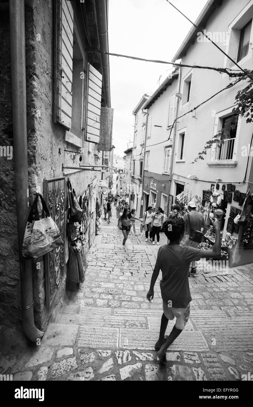 Street view tourists church Black and White Stock Photos & Images - Alamy