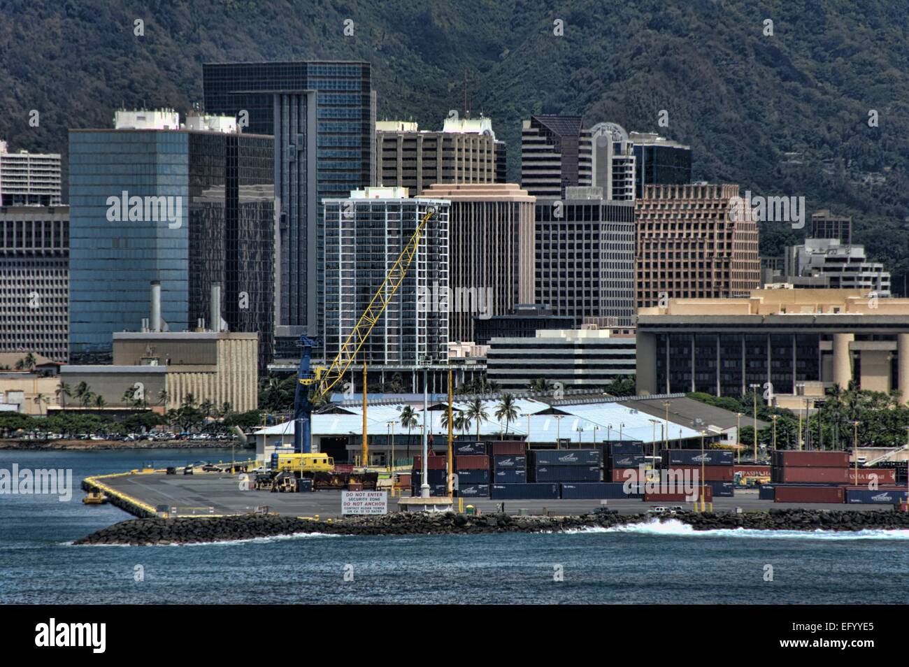 Hawaii shipping container hi-res stock photography and images - Alamy