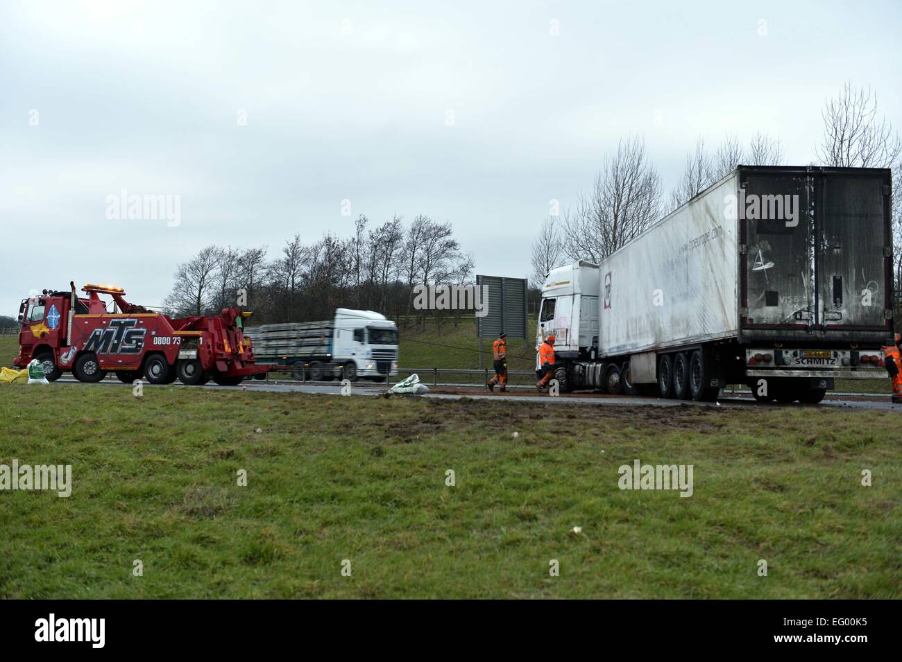 Truck crash Scotland. Recovery crews work on the Dutch registered DAF ...
