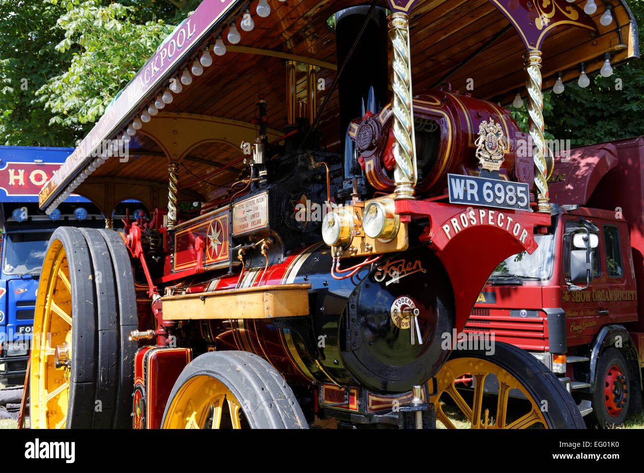 Fairground traction engine hi-res stock photography and images - Alamy