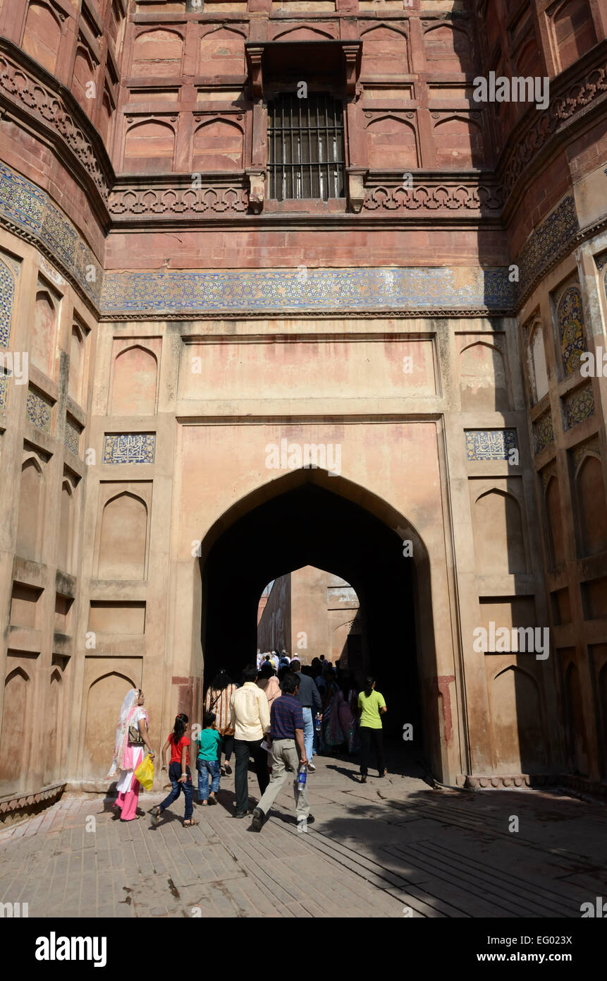 Agra fort design hi-res stock photography and images - Alamy